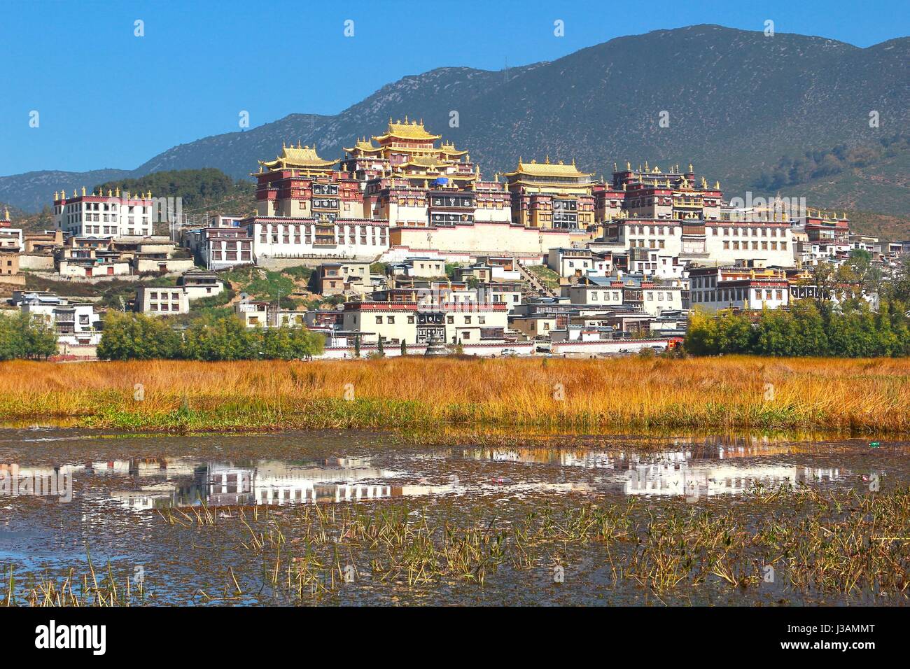 Songzanlin Temple also known as the Ganden Sumtseling Monastery, is a ...