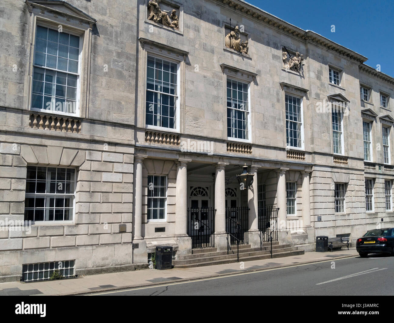 Lewes crown court hi-res stock photography and images - Alamy