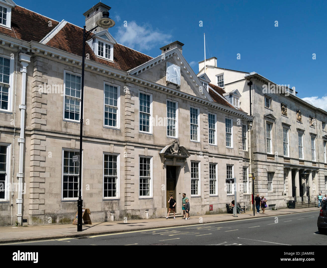 Crown court house hi-res stock photography and images - Alamy