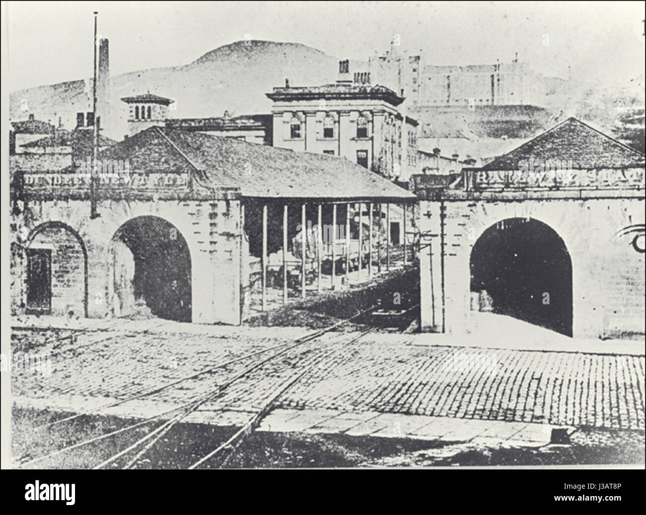 Victorian dundee hi-res stock photography and images - Alamy