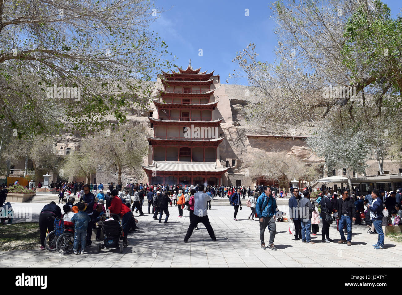 Dunhuang buddha hi-res stock photography and images - Alamy