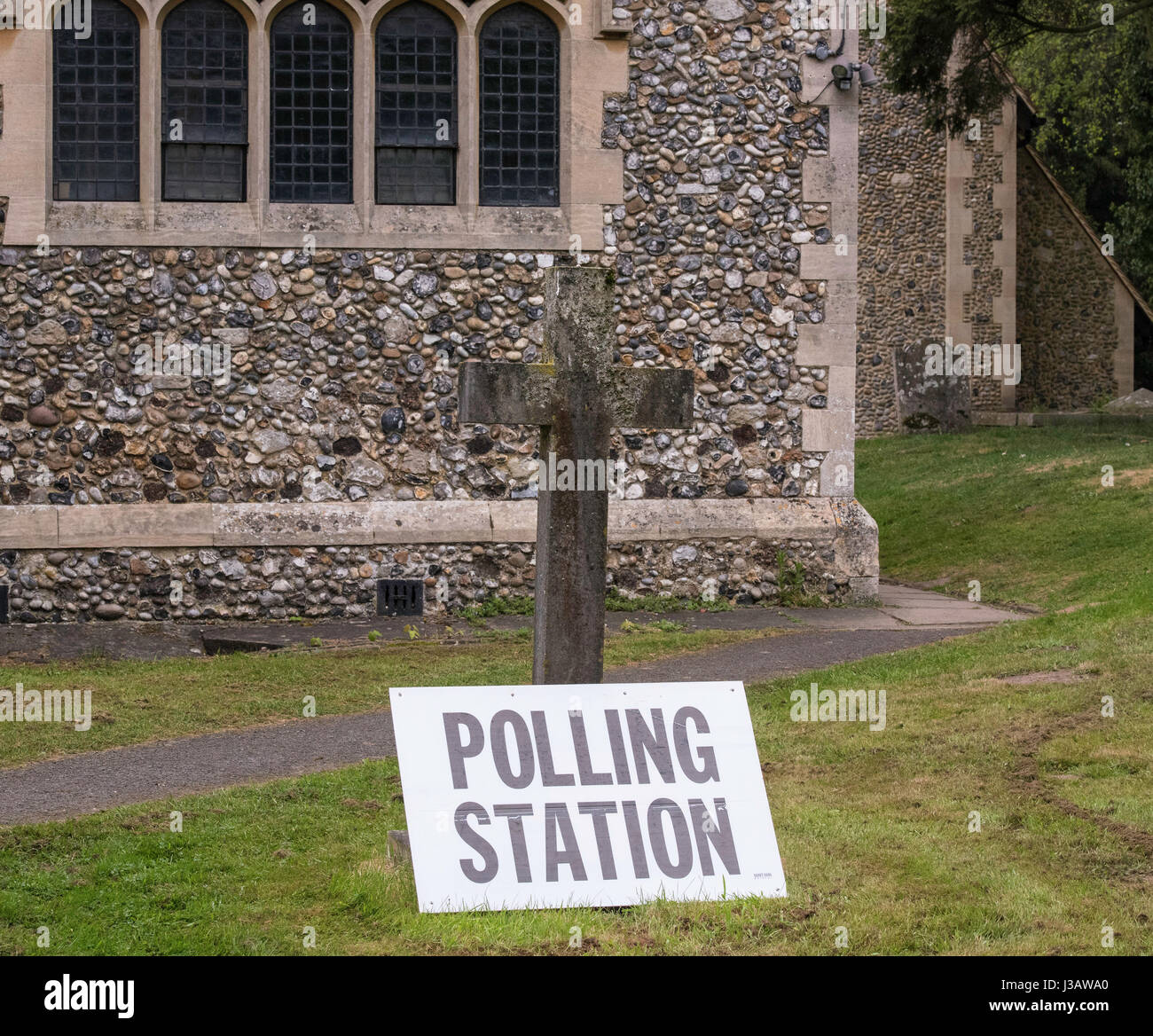 Brentwood Essex, 4th May 2017; Polling station sign in the Church yard ...