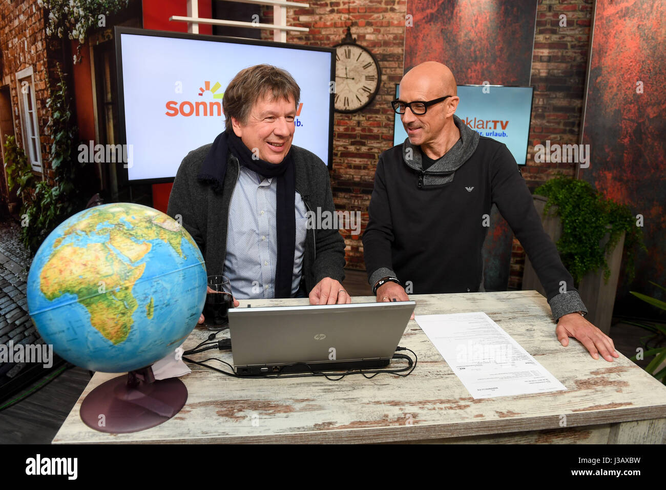 Meteorologist Joerg Kachelmann (l) and presenter Michael ("Goofy ...