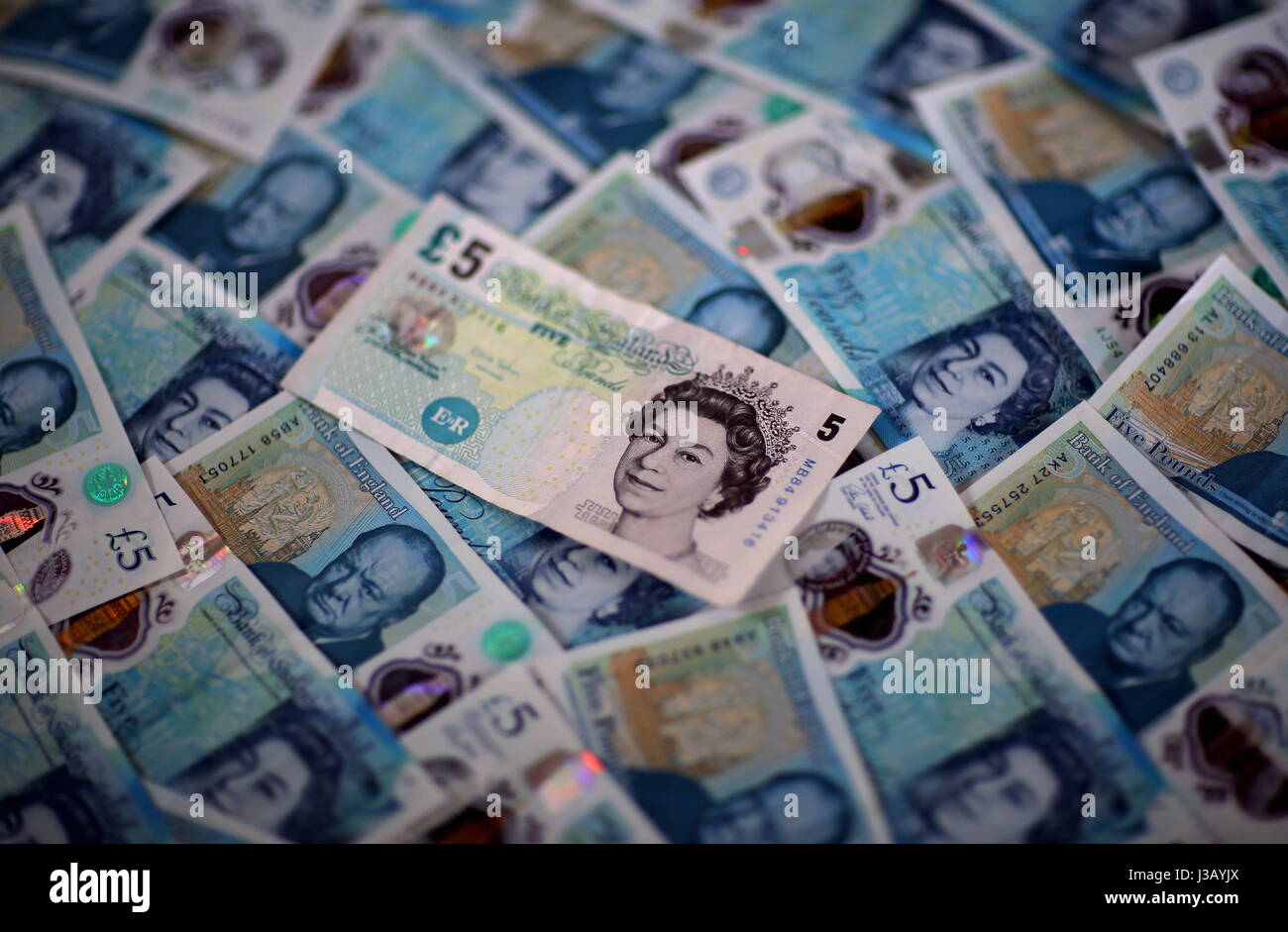 Elizabeth fry banknote hi-res stock photography and images - Alamy