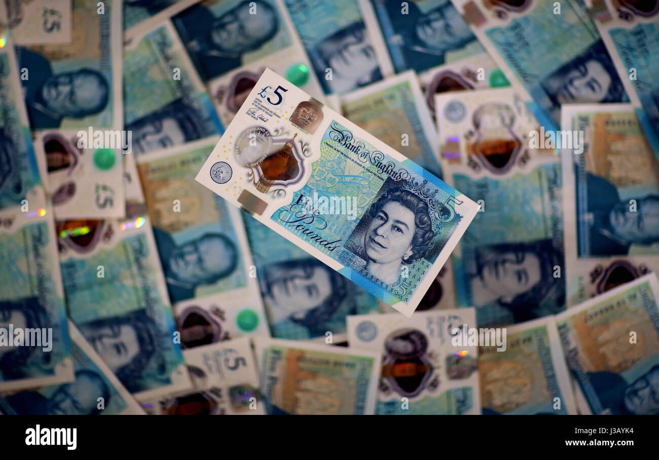 Elizabeth fry banknote hi-res stock photography and images - Alamy