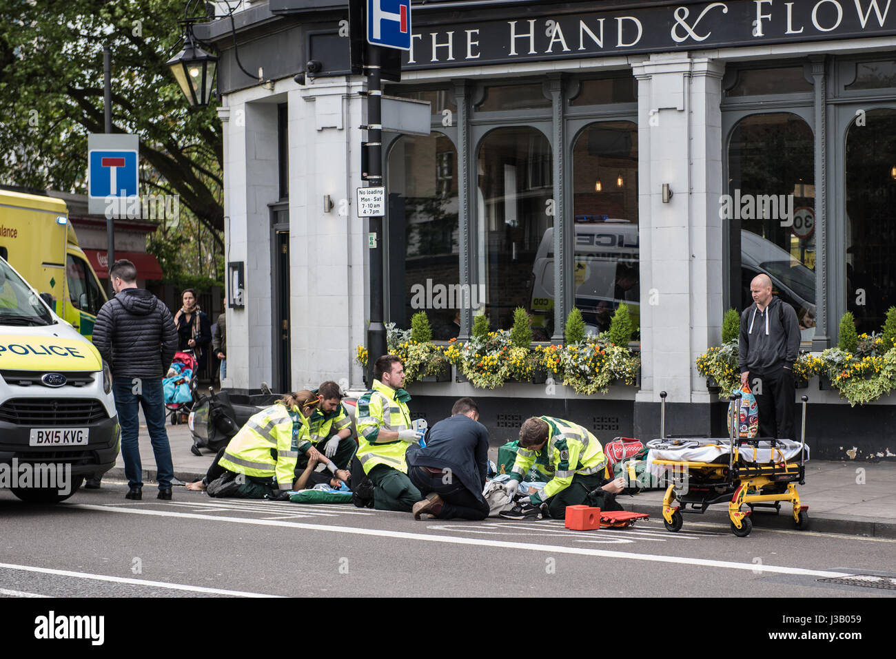 London, United Kingdom, 4th May 2017. Two people were injured when a ...