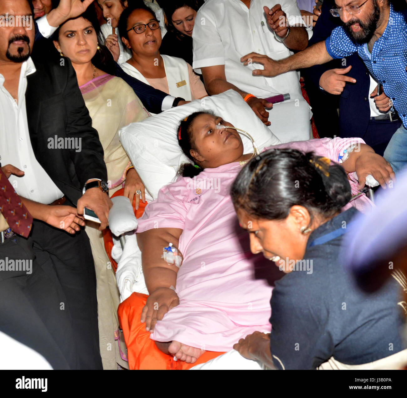 (170504) -- MUMBAI, May 4, 2017 (xinhua) -- Eman Ahmed of Egypt ...