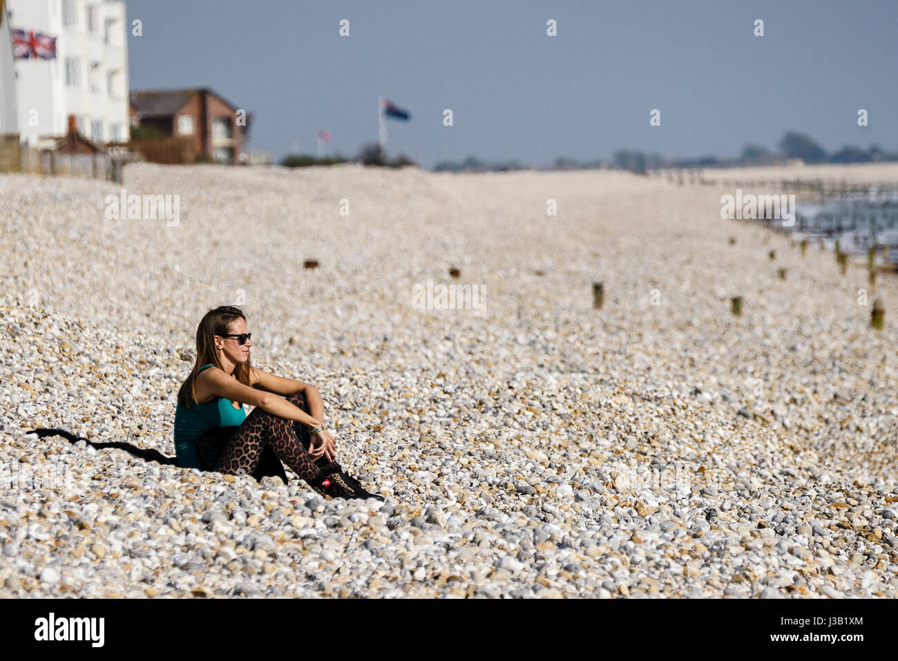 Bracklesham Bay, West Sussex. 04th May 2017. UK Weather. Sunny ...