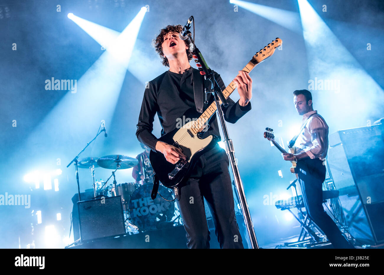 Southampton, UK. 4th May, 2017. The Kooks live at O2 guildhall ...