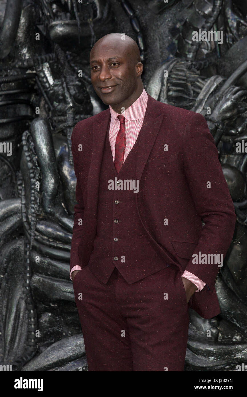 Ozwald boateng fashion designer hi-res stock photography and images - Alamy