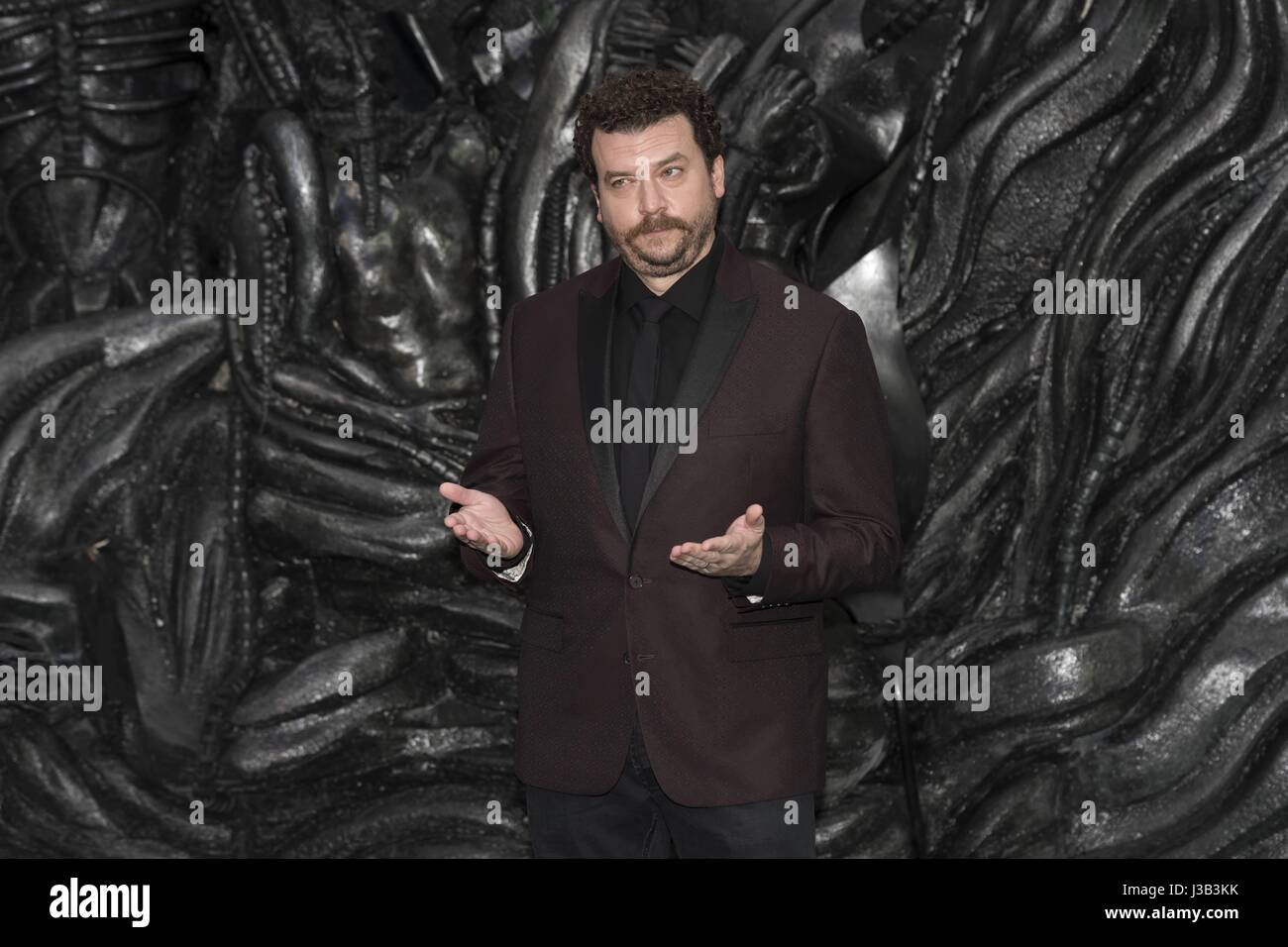 Danny mcbride alien hi-res stock photography and images - Alamy