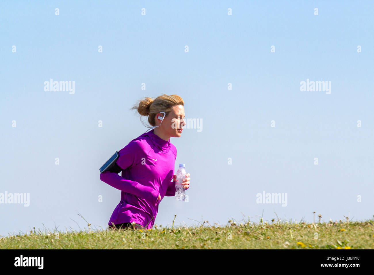 Run down blackpool hi-res stock photography and images - Alamy