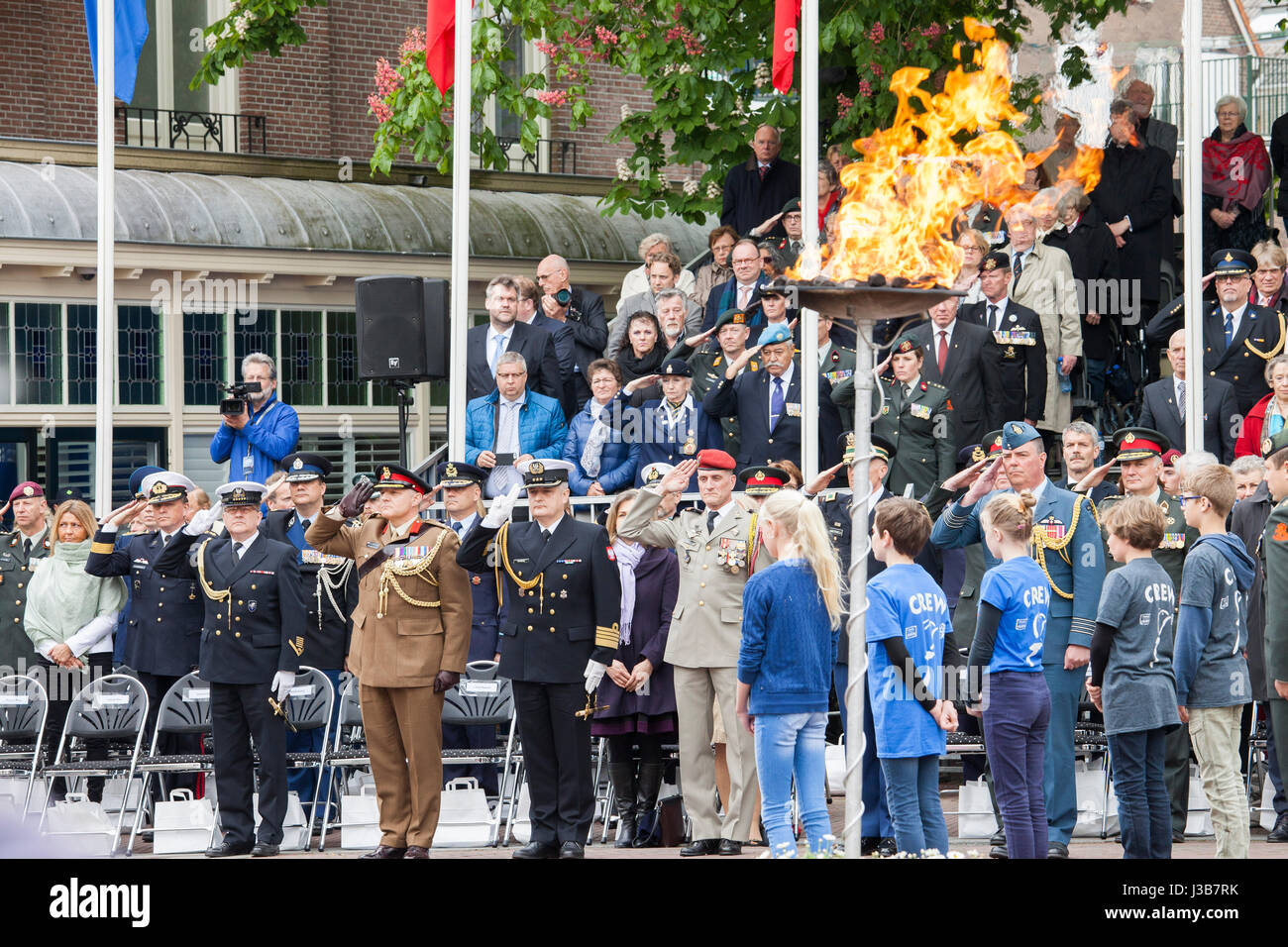 (170505) -- WAGENINGEN (THE NETHERLANDS), May 5, 2017 (Xinhua ...