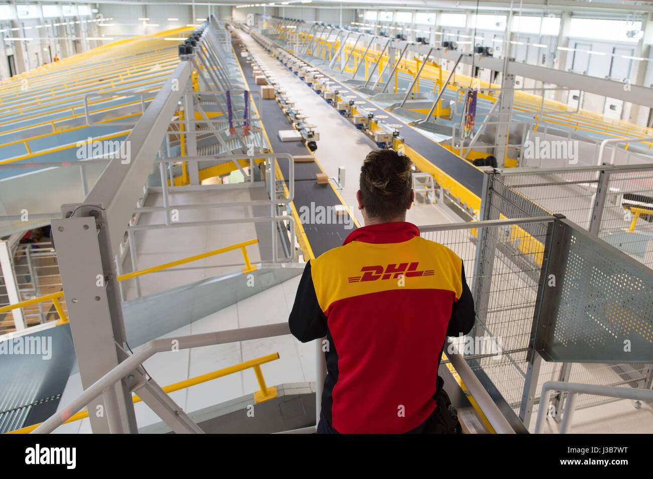 Daily delivery operations High Resolution Stock Photography and Images ...