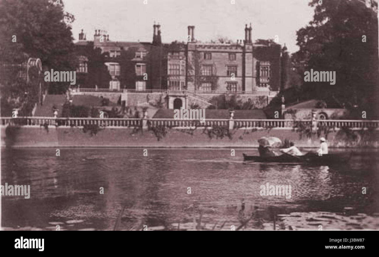 Drakelowe Hall is a historic estate located in Derbyshire, England ...