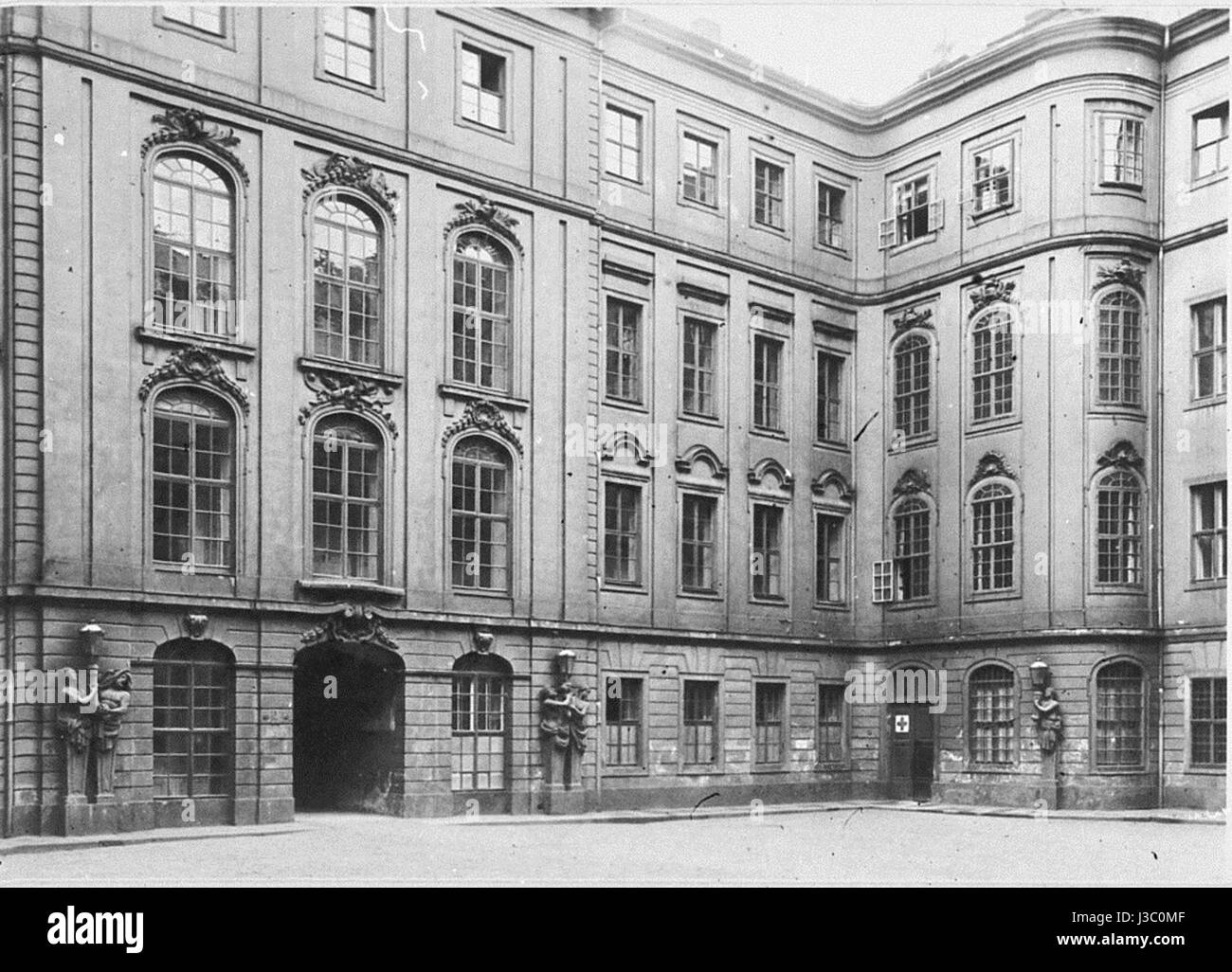 Dresden, Taschenbergpalais, Innenhof 1755 1756, von Julius Heinrich ...