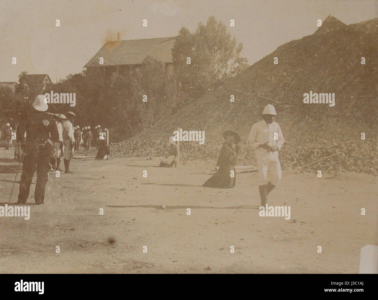 Execution of Rainandriamampandry and Ratsimamanga, Madagascar, 1896 ...