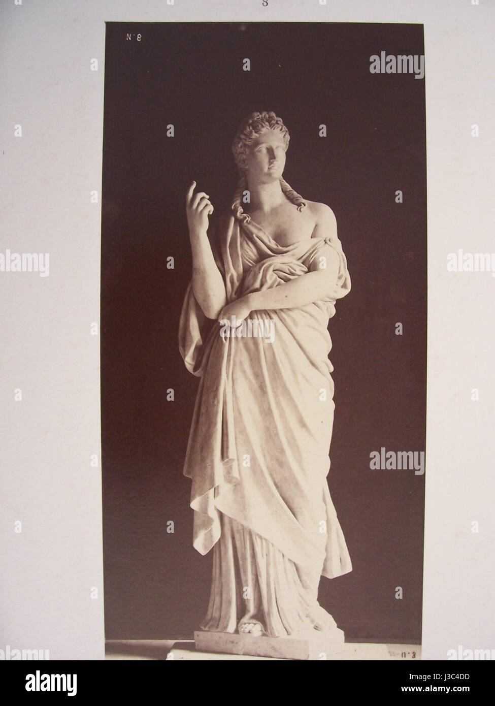 Durandelle Opera Statues decoratives 08 Imagination Stock Photo - Alamy