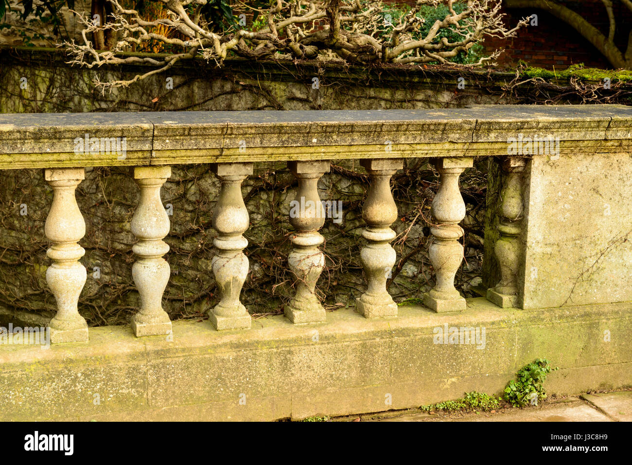 Decorative ballustrade hi-res stock photography and images - Alamy