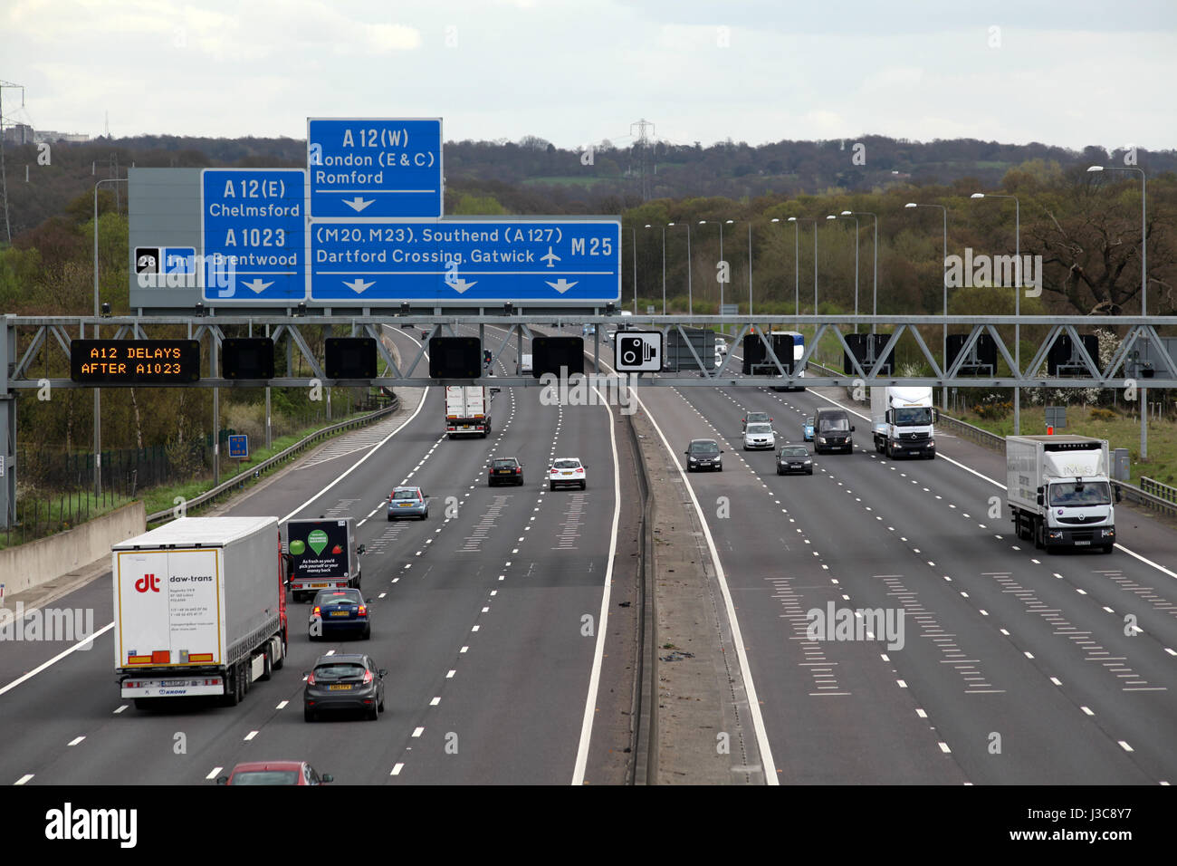 M25 junction 27 hi-res stock photography and images - Alamy