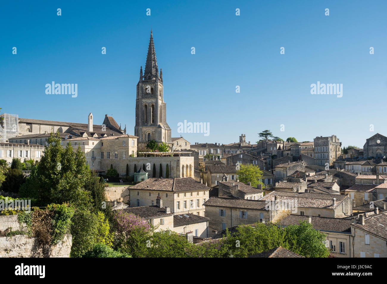 Saint emilion famous bordeaux wine hi-res stock photography and images ...