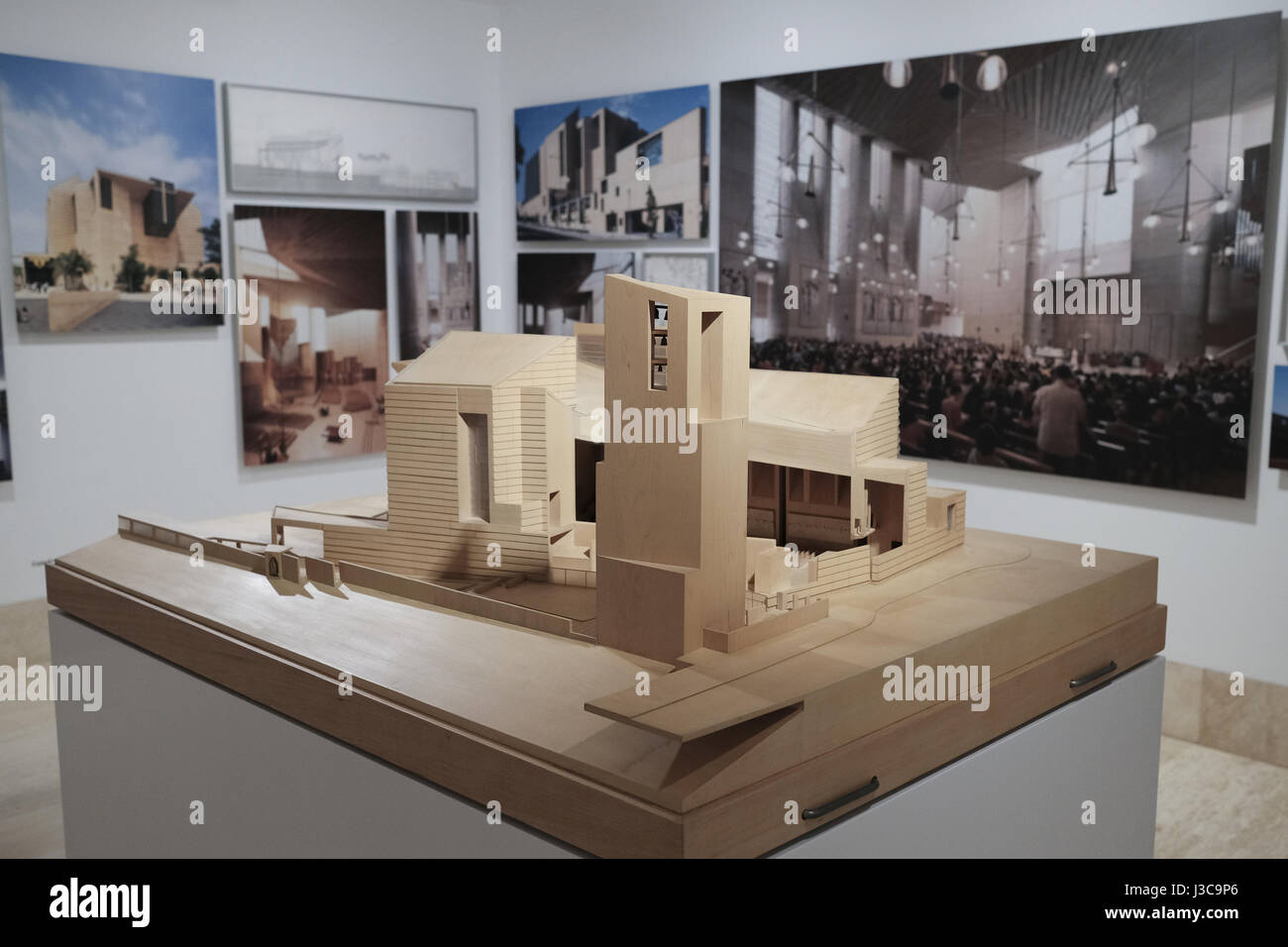 The first major retrospective dedicated to the work of Rafael Moneo ...