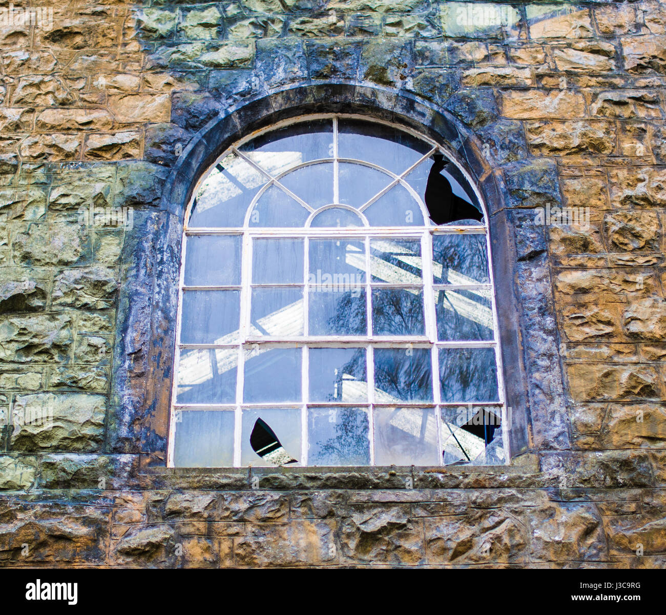 Aluminium works hi-res stock photography and images - Alamy