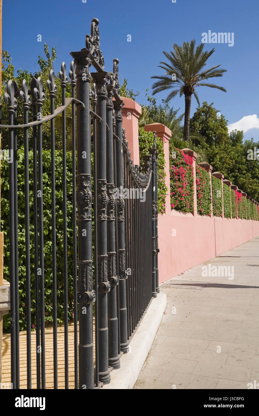 Wrought iron gate spain hi-res stock photography and images - Alamy