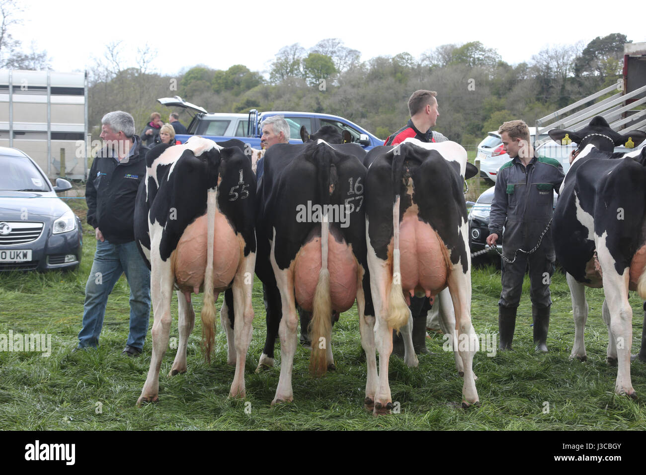 Scottish farmers black and white hi-res stock photography and images ...