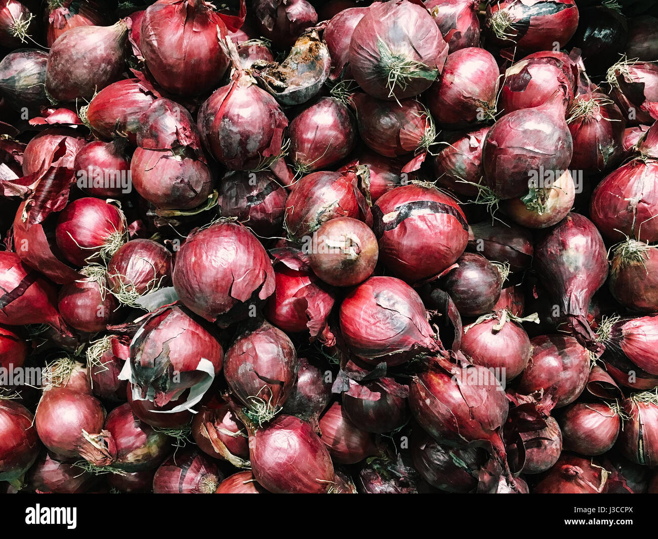 Sale raw vegetable hi-res stock photography and images - Alamy