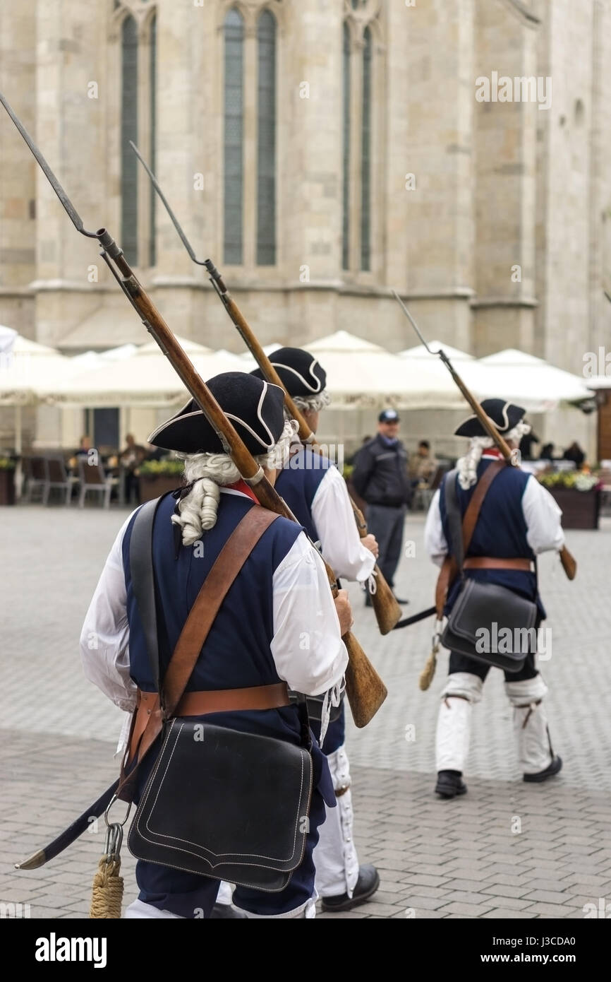 Medieval uniforms hi-res stock photography and images - Alamy