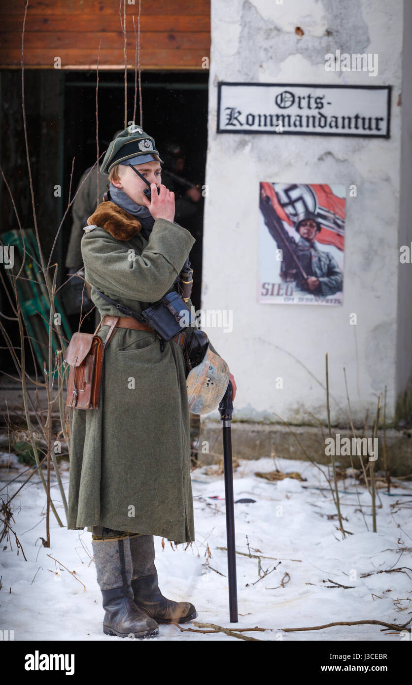 Winter war uniform hi-res stock photography and images - Alamy