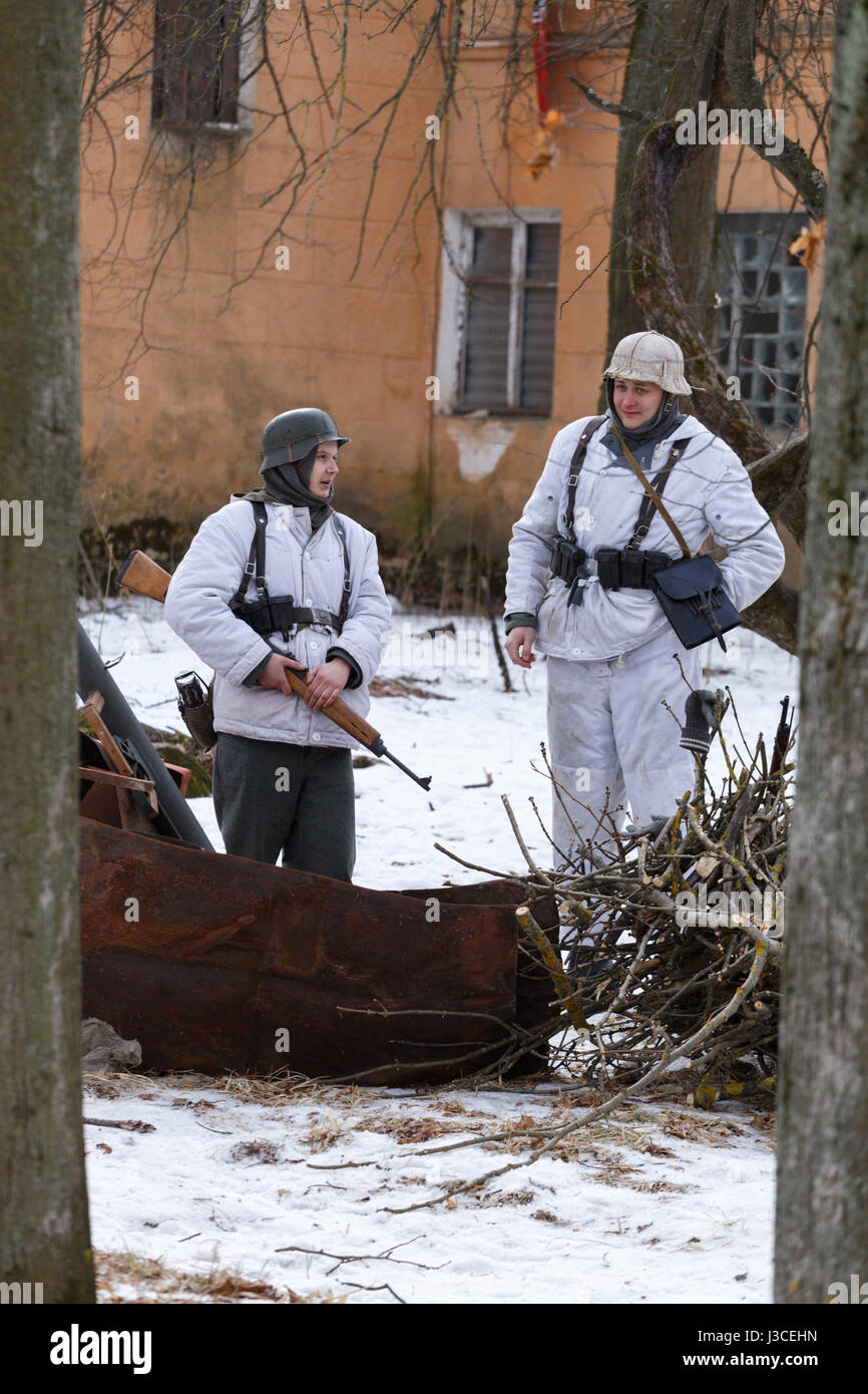 The German soldiers patrol the positions Stock Photo - Alamy