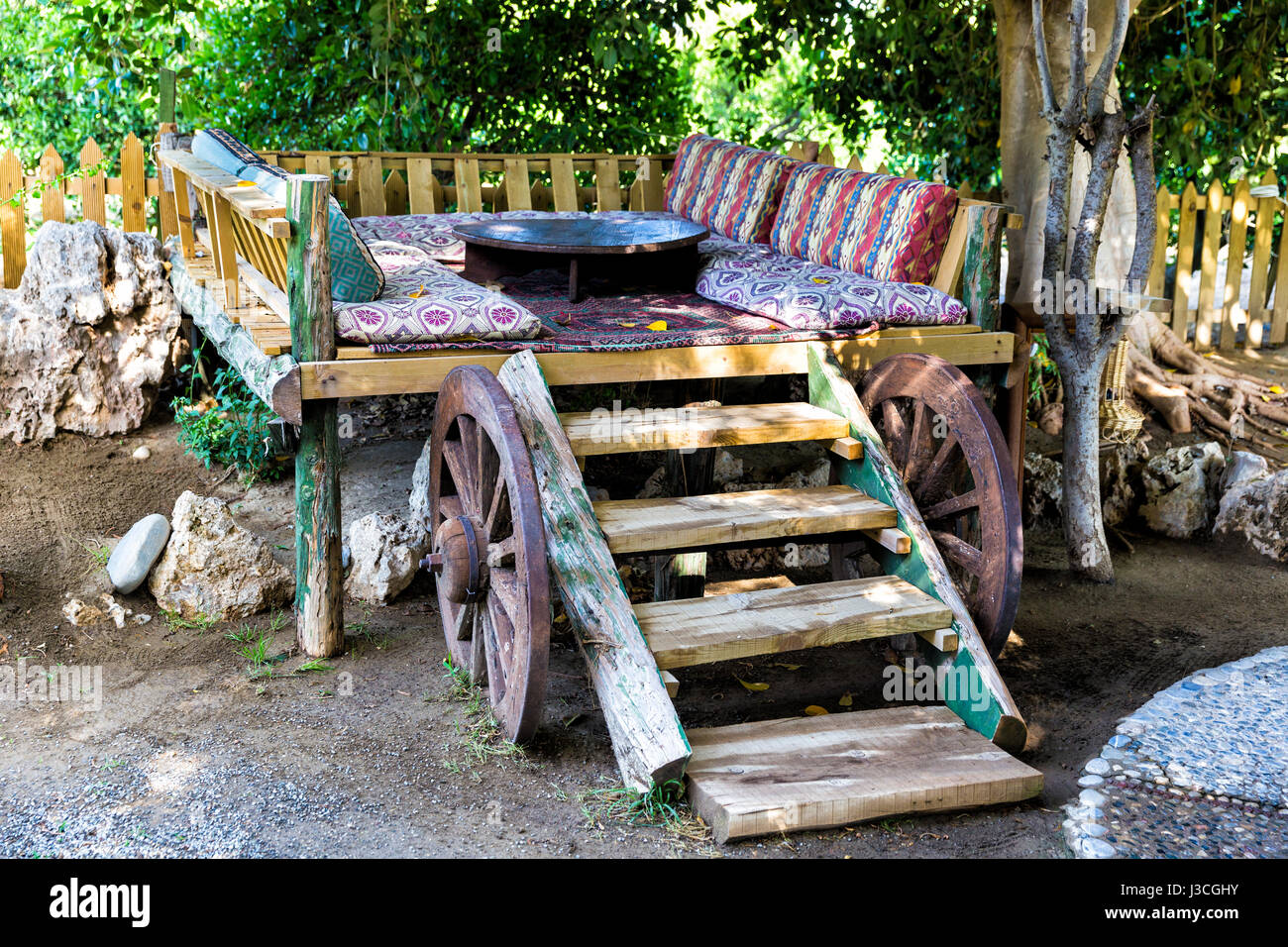 Open pergola hi-res stock photography and images - Alamy