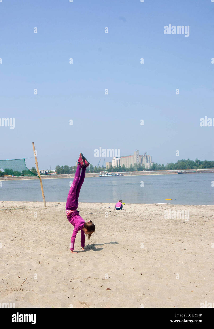 Person doing a backflip hi-res stock photography and images - Alamy
