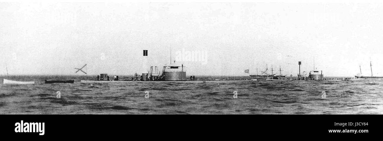 A comparison between Edinorog (1863-1957) and Lava (1863-1922), two ...