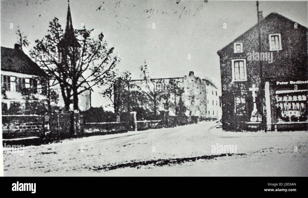 Dillingen Bodinet Kreuz is a location in Dillingen, likely referring to ...