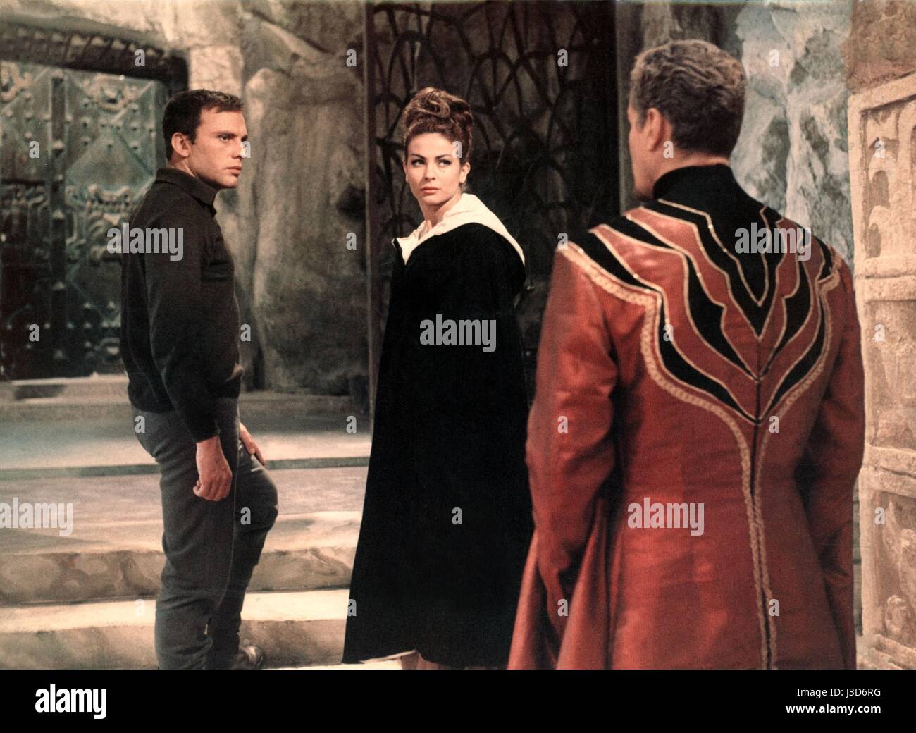 Antinea, l'amante della città sepolta Journey Beneath the Desert Year ...