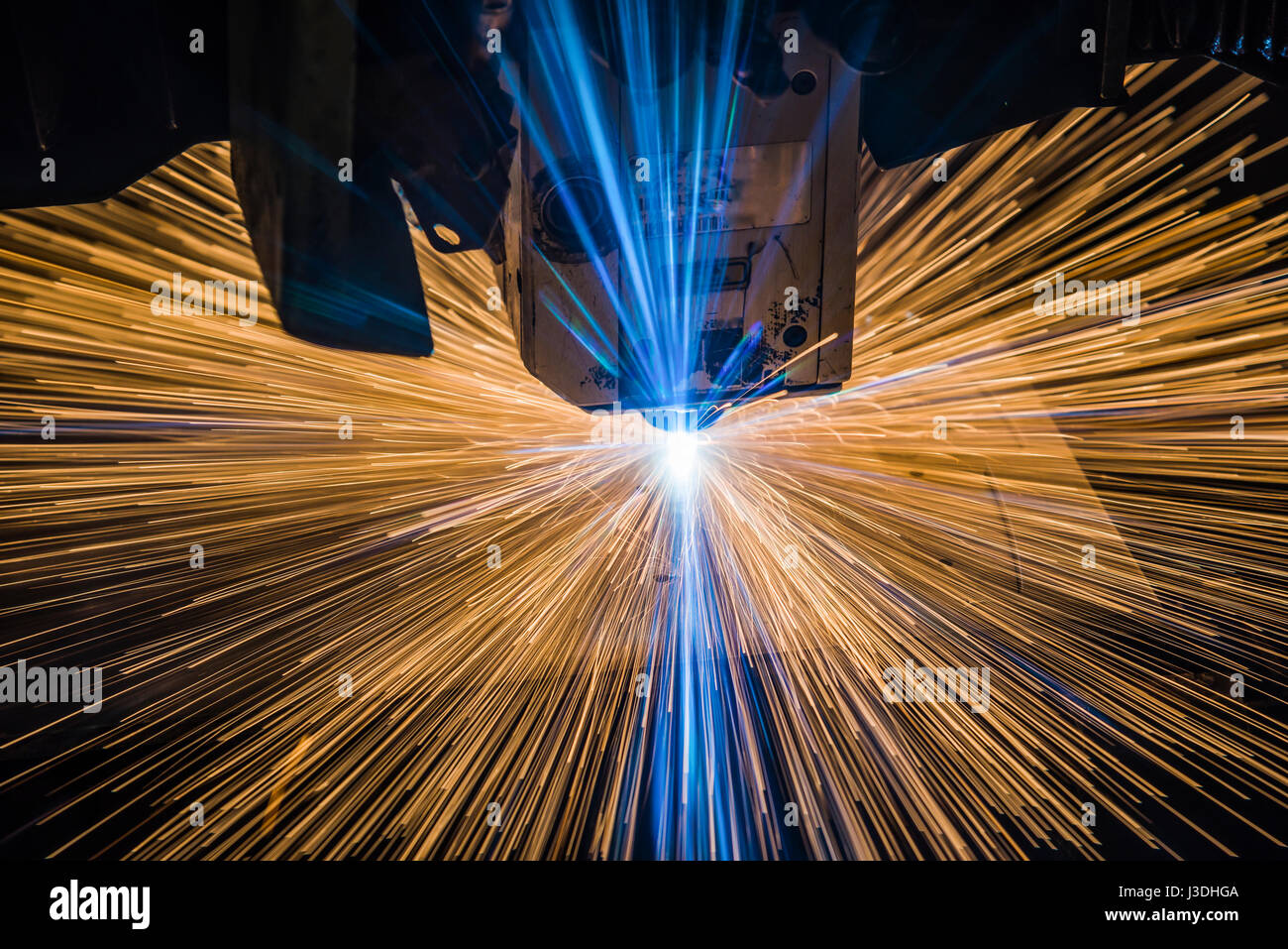 Industrial Laser cutting processing manufacture technology of flat ...