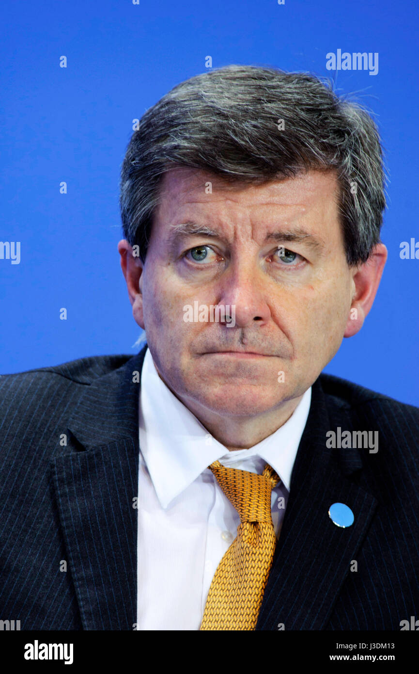 Guy ryder hi-res stock photography and images - Alamy