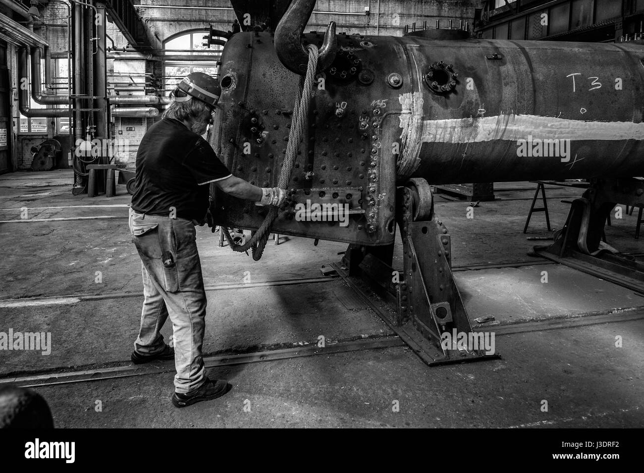 Steam Locomotive Factory Black and White Stock Photos & Images - Alamy