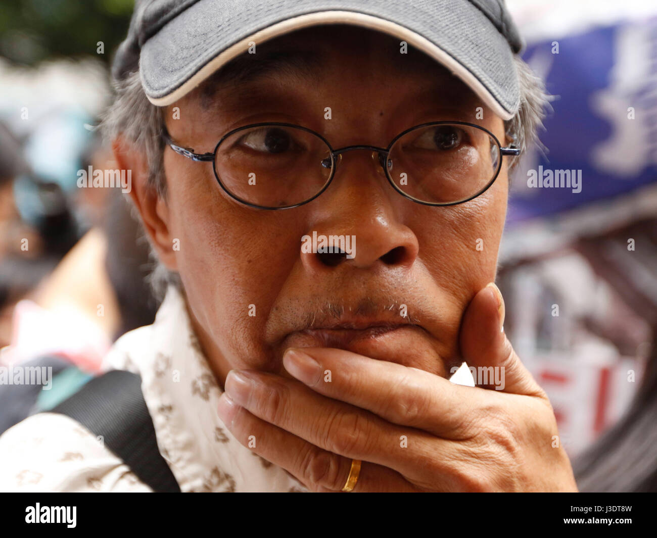 Lam Wing-kee parade in Hong Kong, 2016 Stock Photo - Alamy
