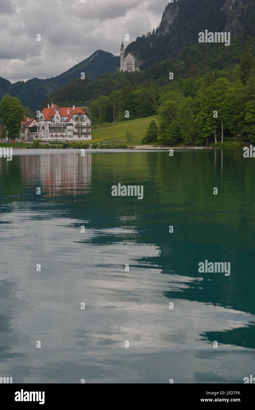 2016 a view of neuschwanstein castle with the alpsee hi-res stock ...