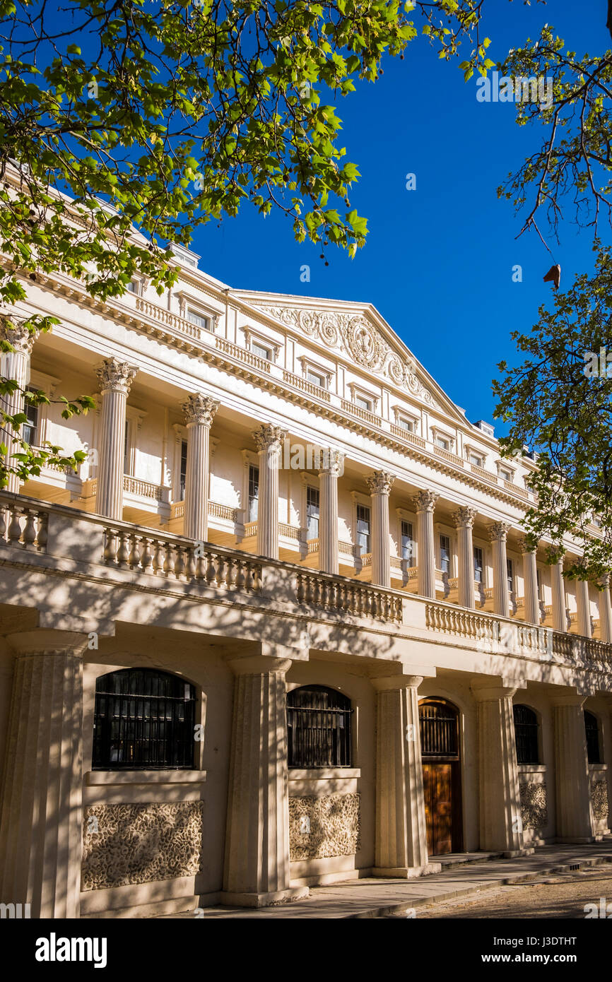 Carlton house terrace london hi-res stock photography and images - Alamy
