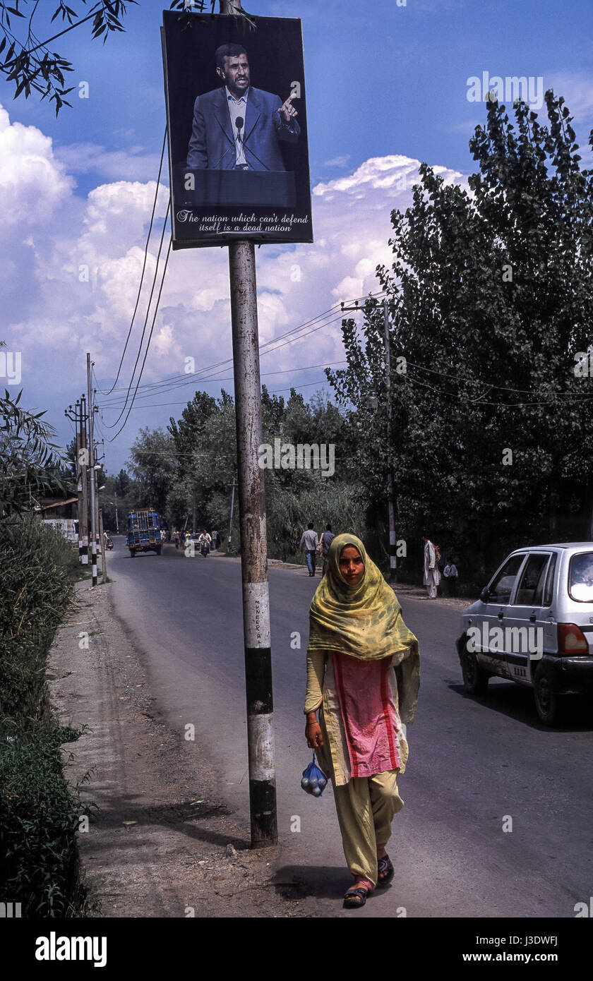 Srinagar, Jammu and Kashmir, India, 2010, Street scene in Srinagar ...