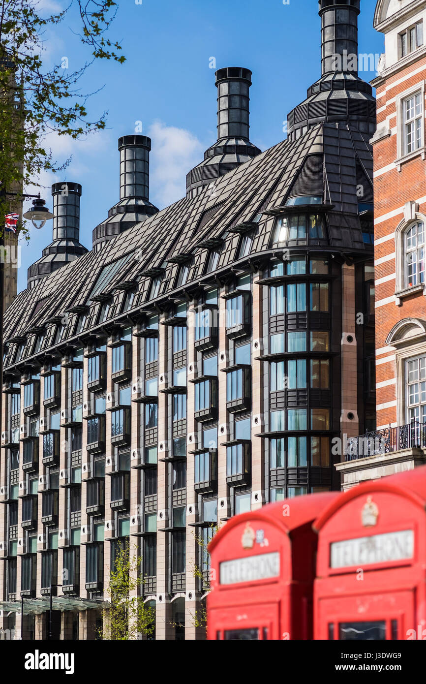 Portcullis house parliament hi-res stock photography and images - Alamy
