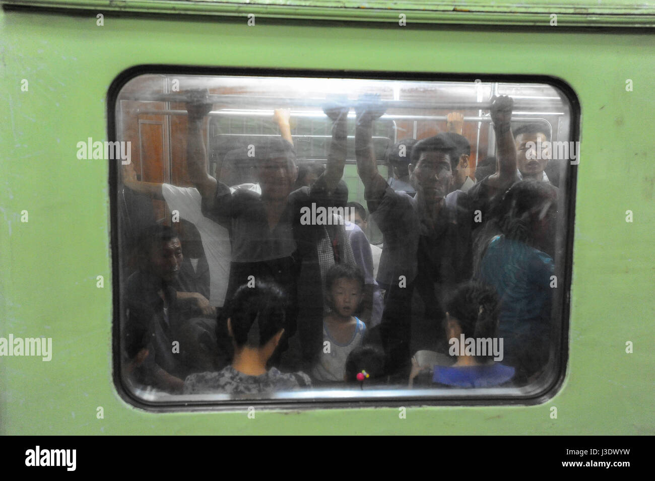 Korea in 1998 hi-res stock photography and images - Alamy