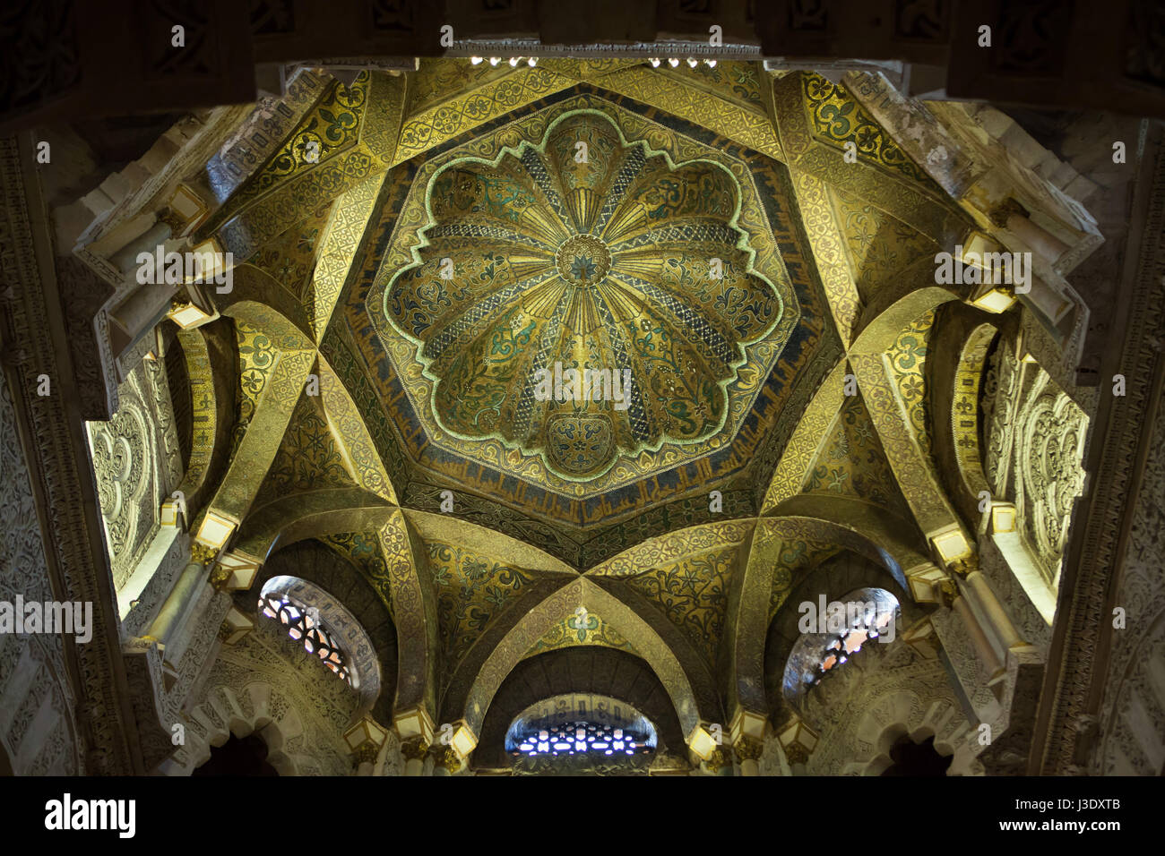 Dome mihrab mosque cordoba hi-res stock photography and images - Alamy