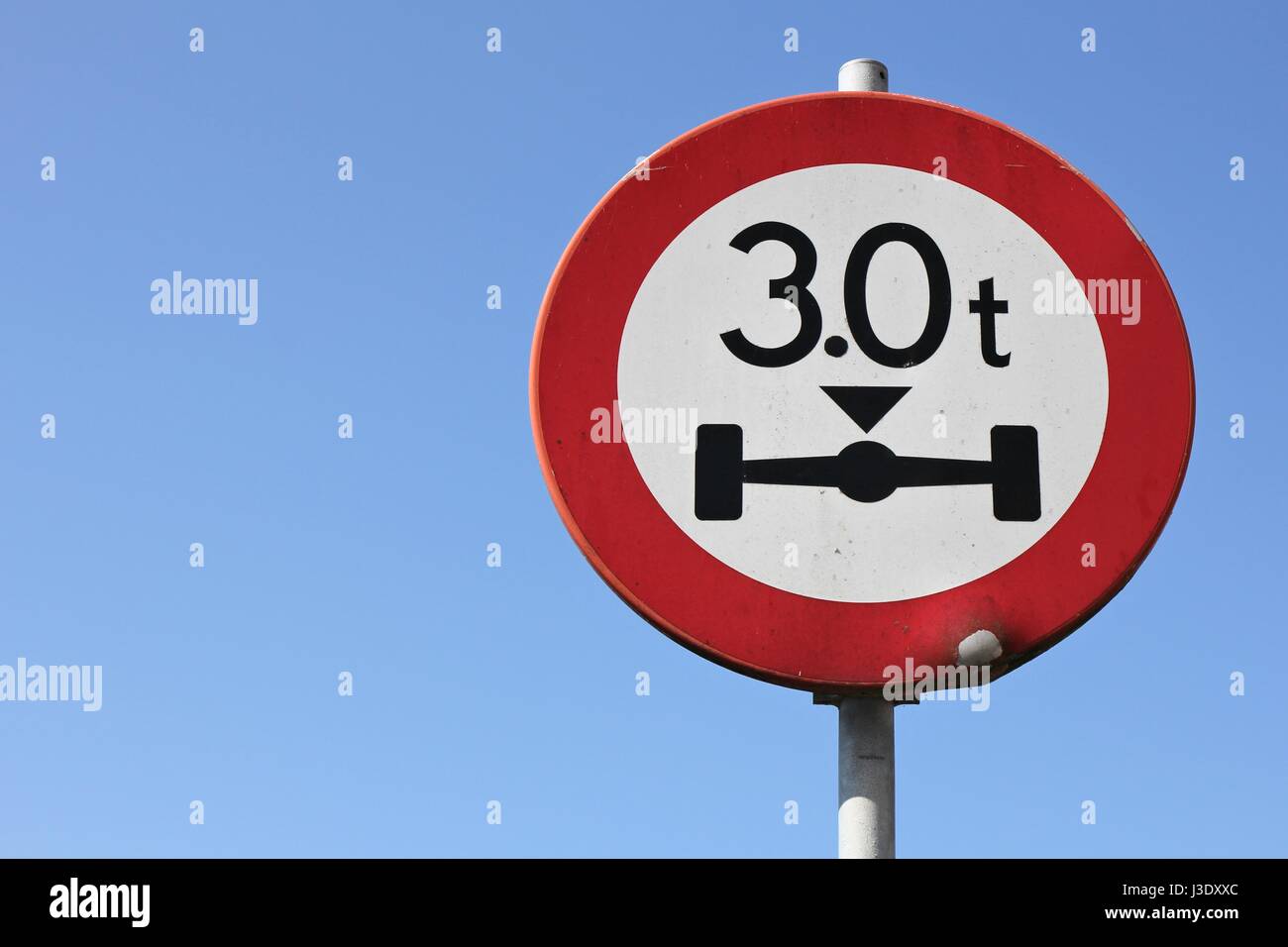 Dutch road sign: no access for vehicles with an axle load greater than ...
