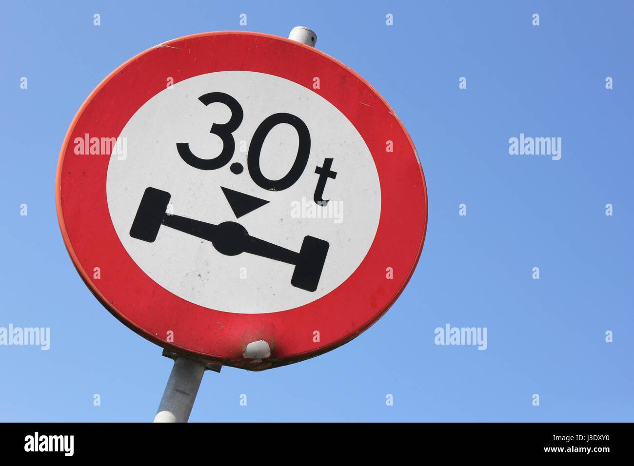 Load sign hi-res stock photography and images - Alamy